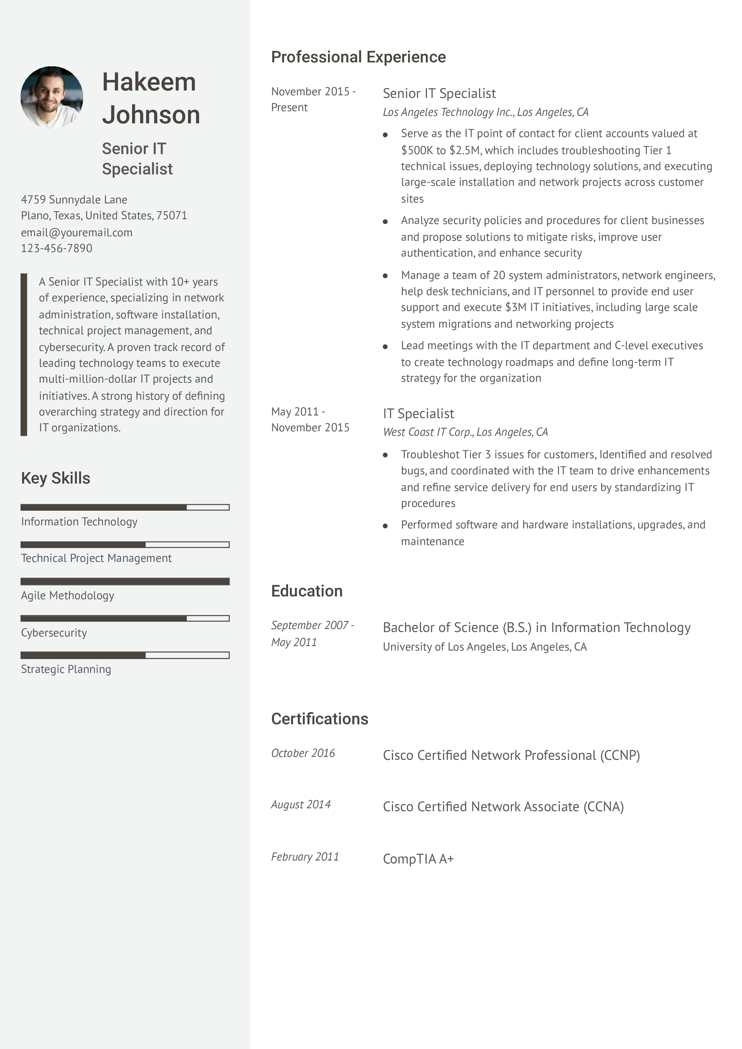 IT Specialist Resume Examples and Templates for 2024 - ResumeBuilder.com