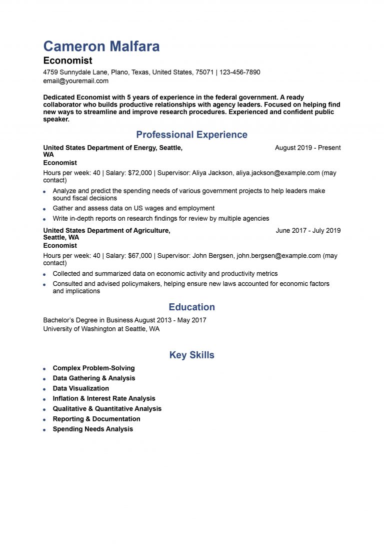 Best Economist Resume Examples and Templates for 2025 - ResumeBuilder.com